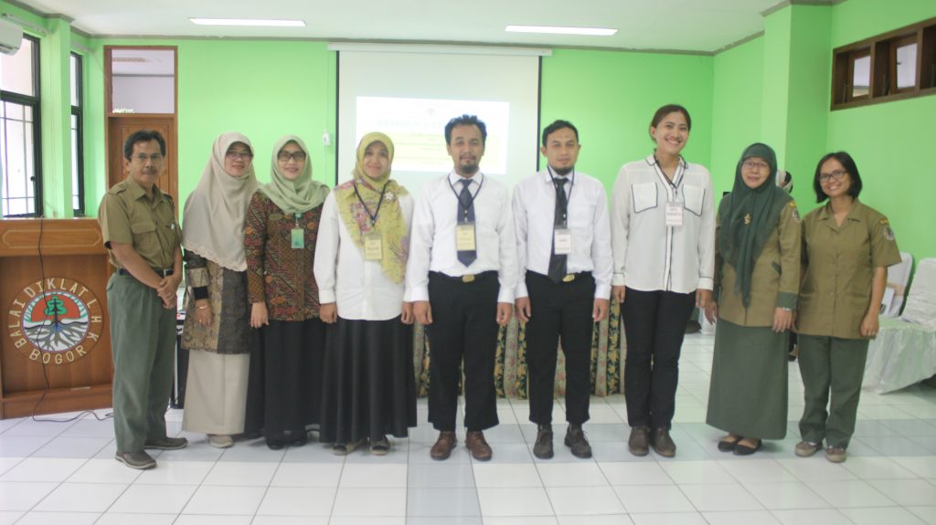 Pembukaan Diklat Dasar-Dasar AMDAL dan Diklat Aplikasi GNSS Untuk ...